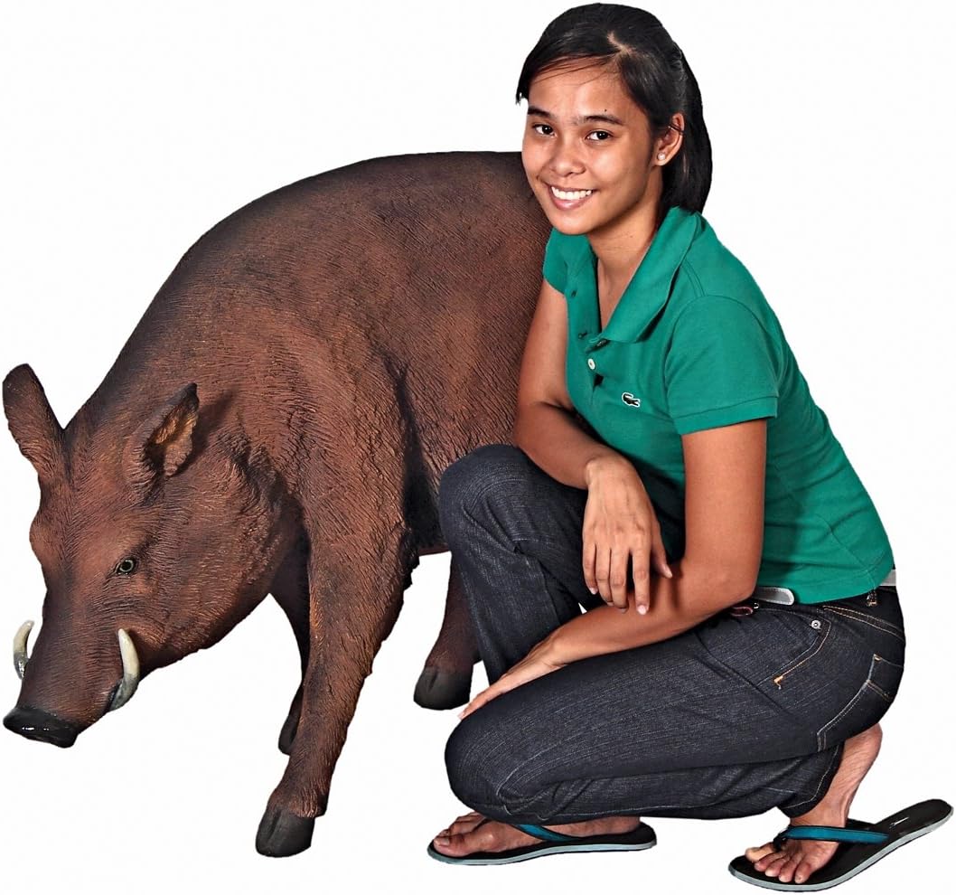 Amazon.com : Design Toscano Life Size Razorback Wild Boar Statue ...