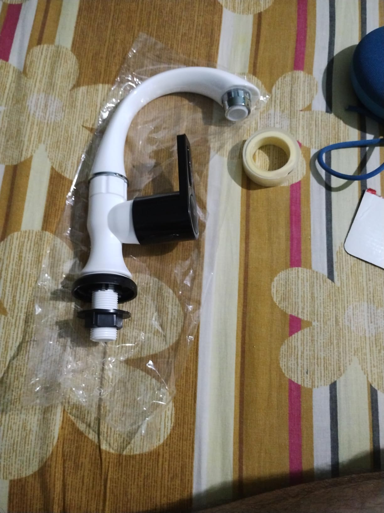 MTR PVC Swan Neck Tap for Kitchen/Bathroom Wash Basins Big Neck with ...