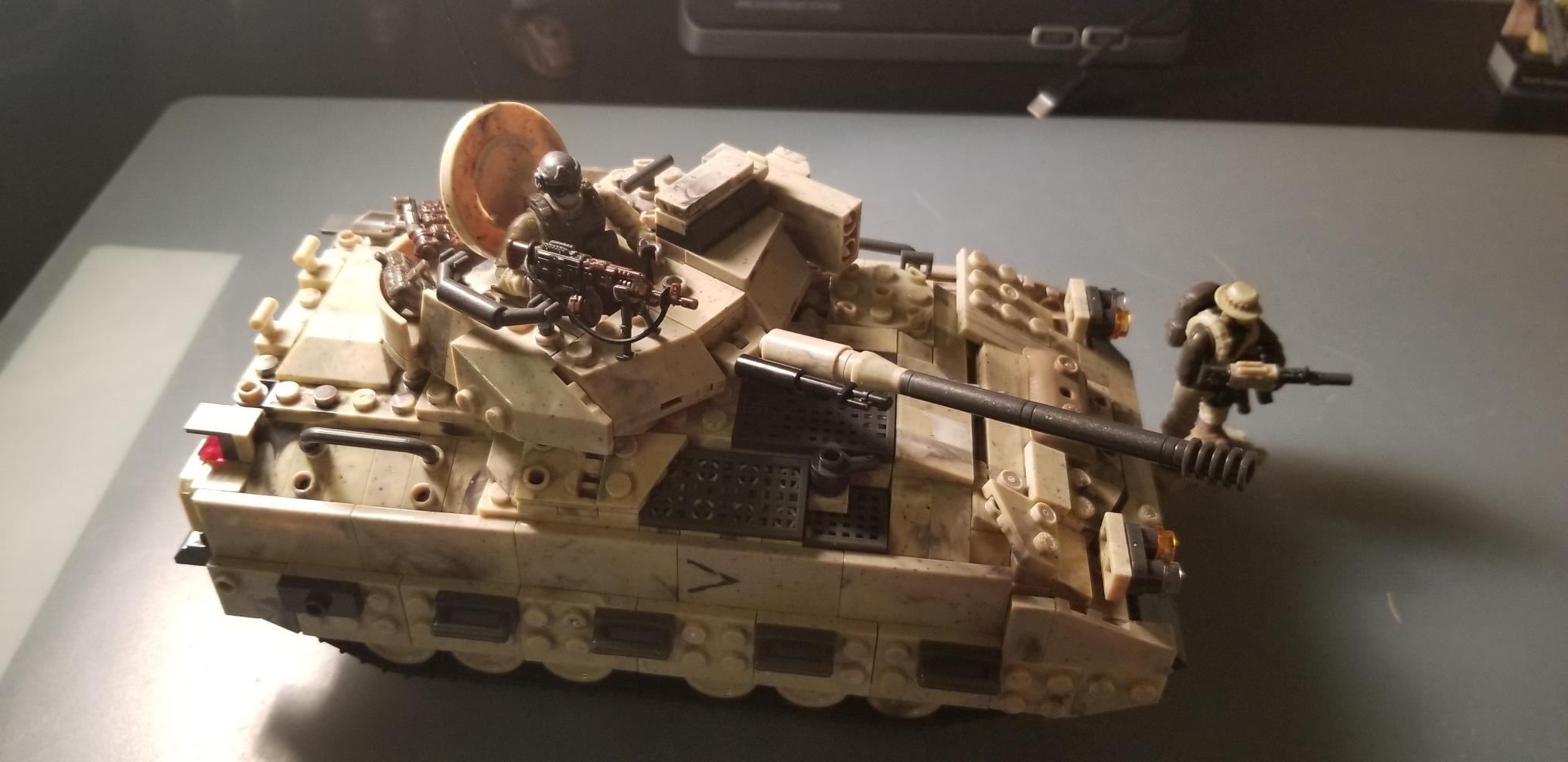 Amazon.com: Mega Bloks Call of Duty Desert Tank Building Set : Toys & Games