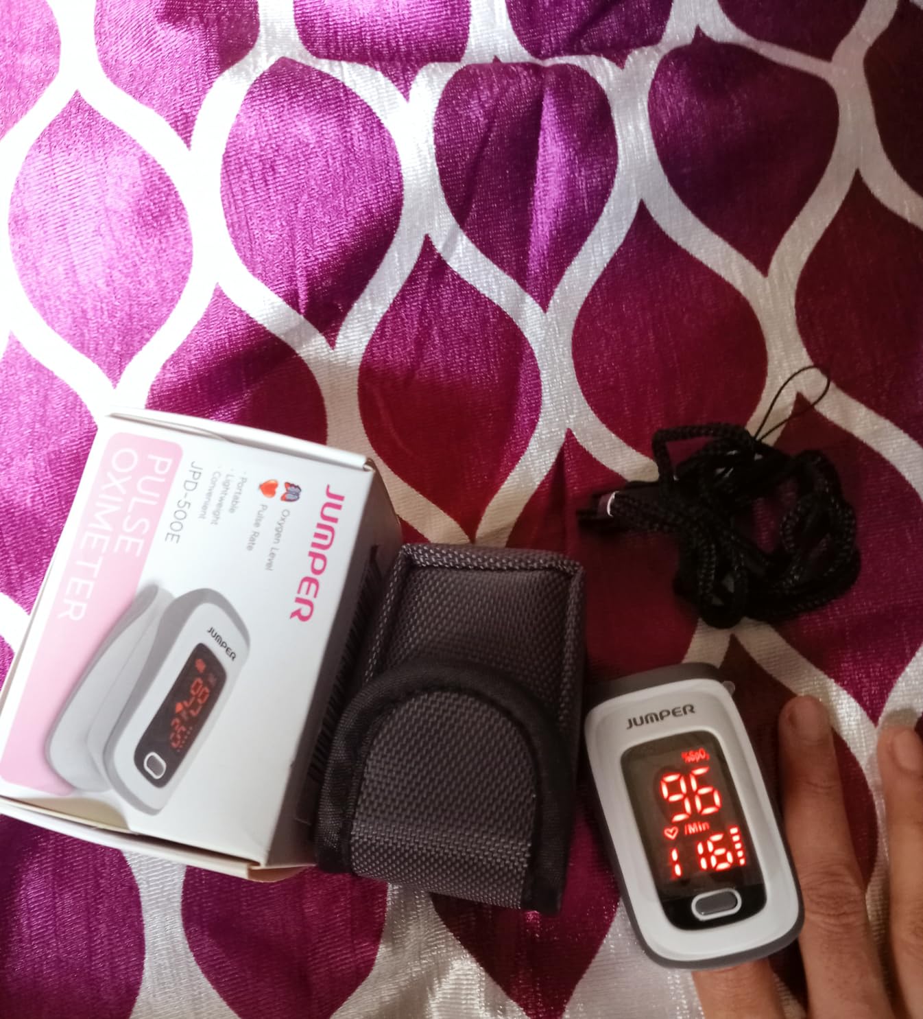 Jumper JPD-500E Digital Finger tip Spo2 Pulse Oxymeter For Oxygen Blood ...