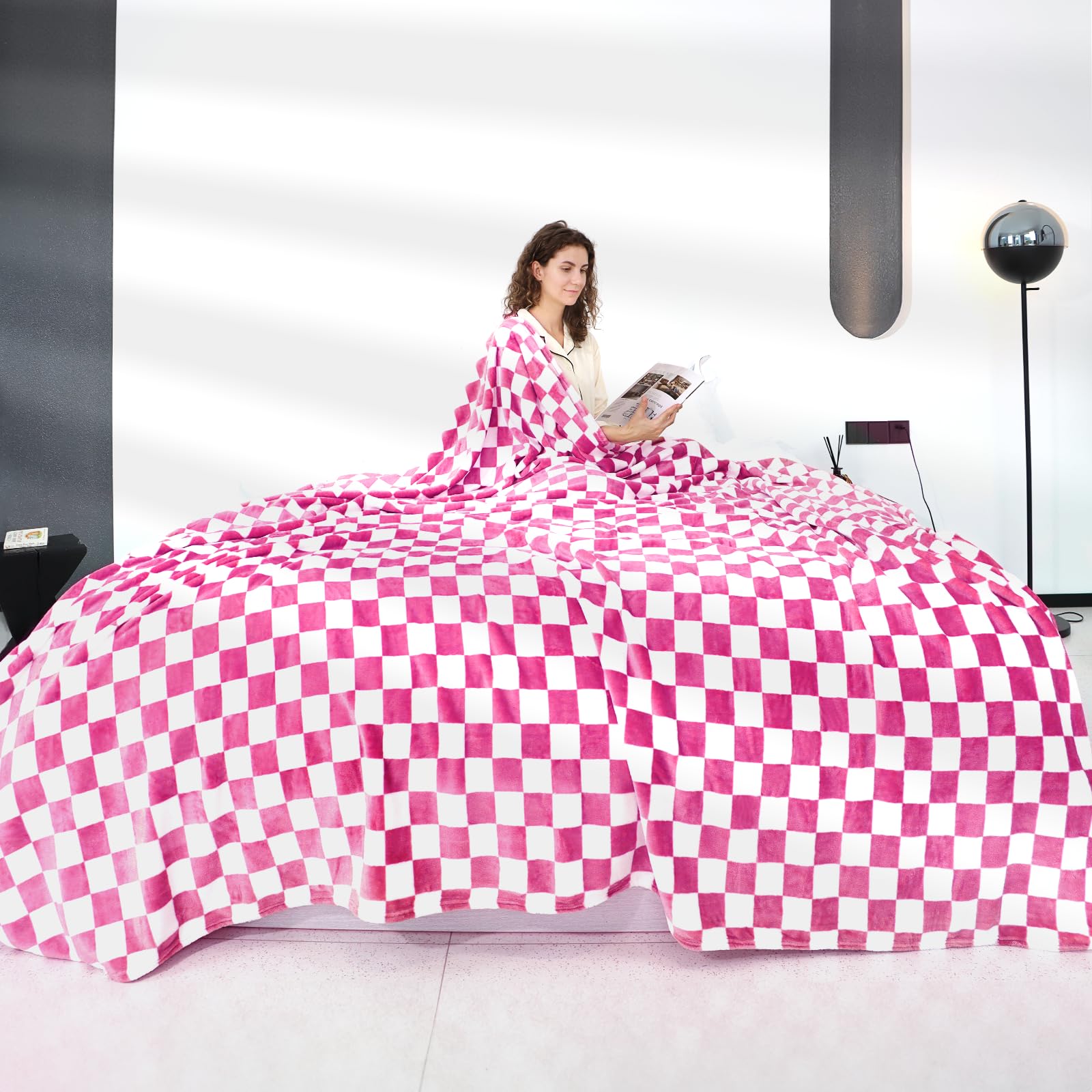 Amazon.com: Pink Checkered Blanket Twin Blankets Soft Fuzzy Throw ...
