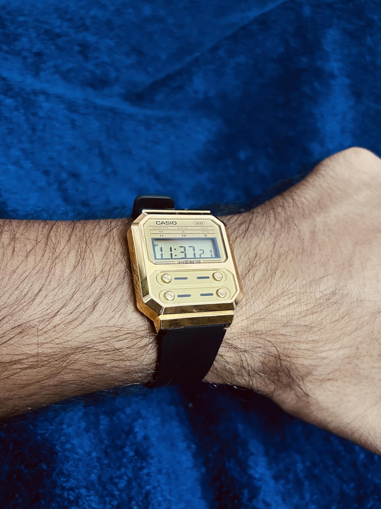Casio Vintage Digital Gold Dial Unisex's Watch-A100WEFG-9ADF : Amazon ...