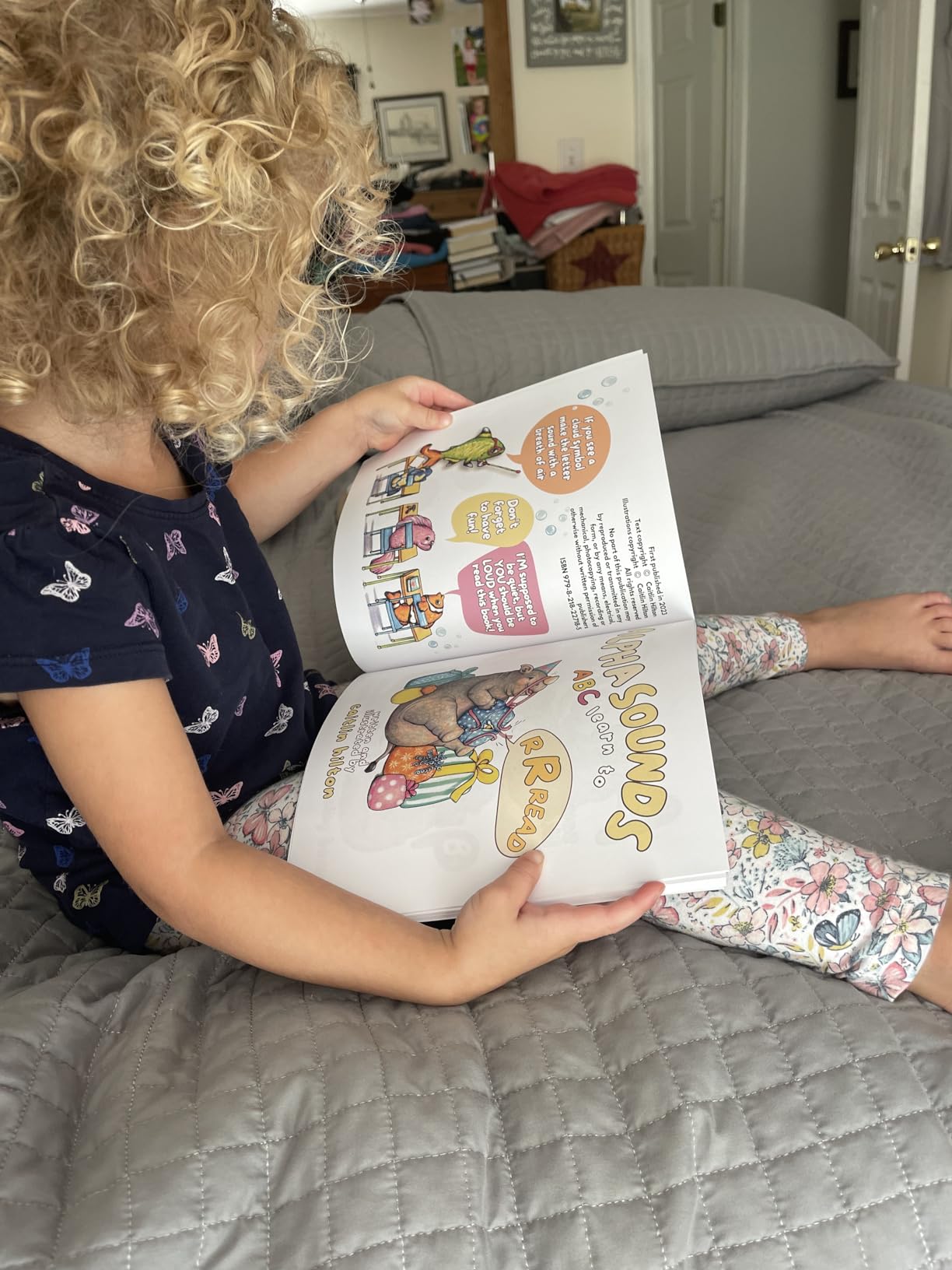 Amazon.com: Learn to read with Alphasounds: A letter sound ABC book ...