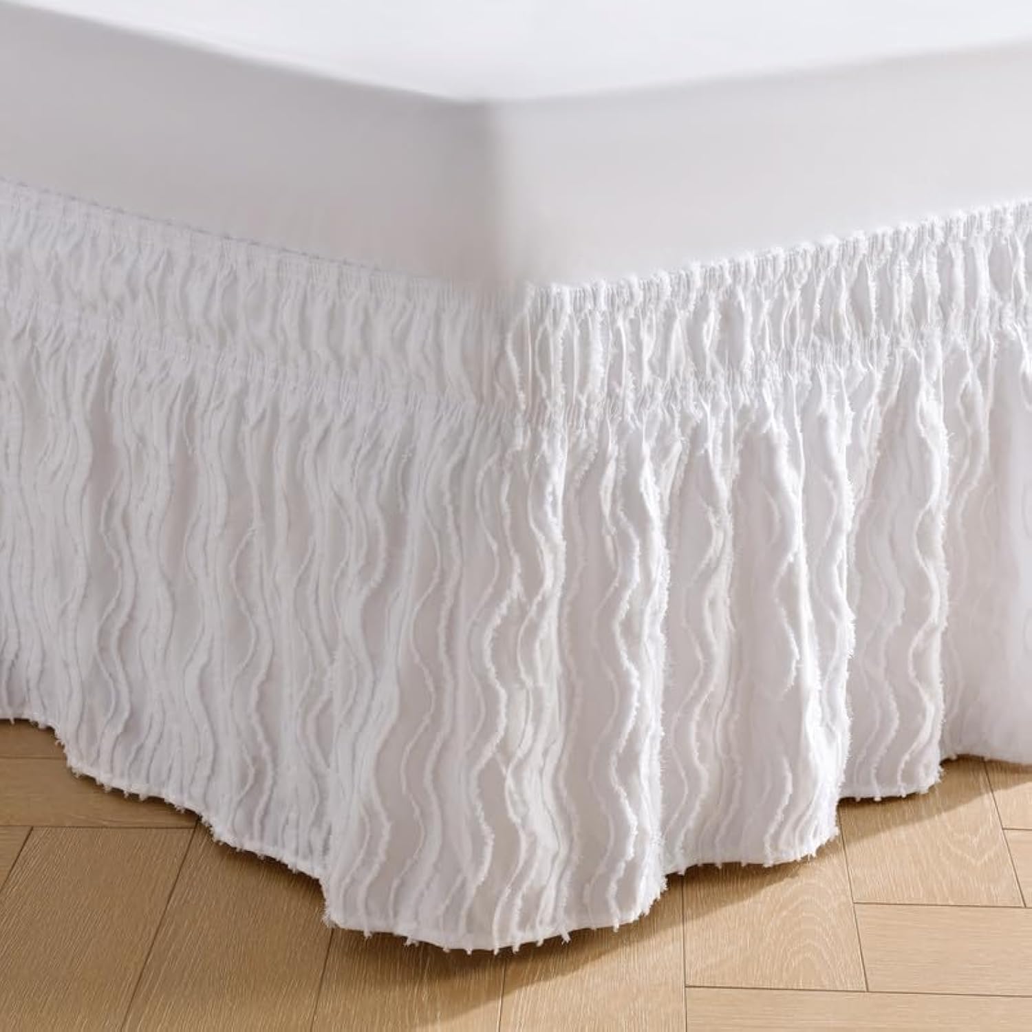 Amazon.com: FRESH IDEAS Ideas Ruffled Eyelet Bed Skirt Dust Ruffle with ...