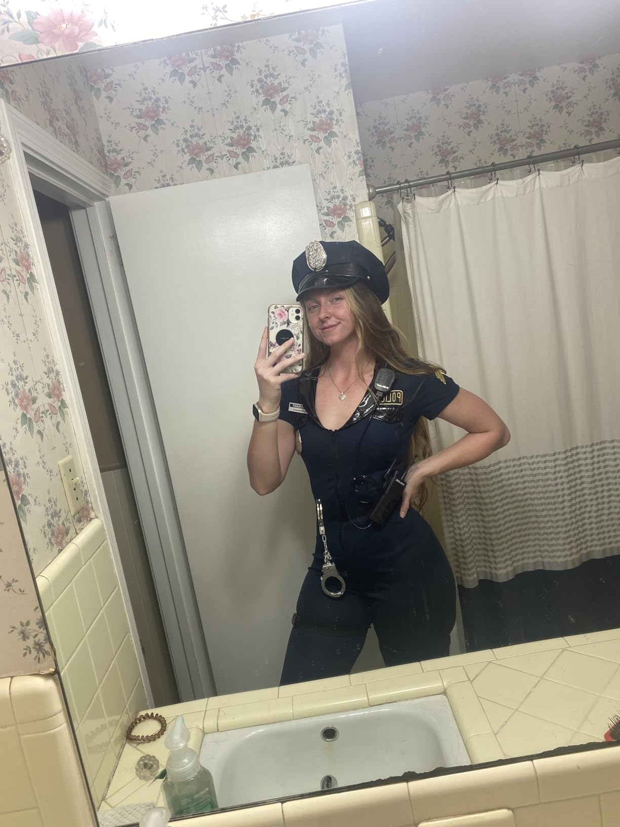 Amazon.com: Dreamgirl Adult Sexy Police Officer Costume for Women ...