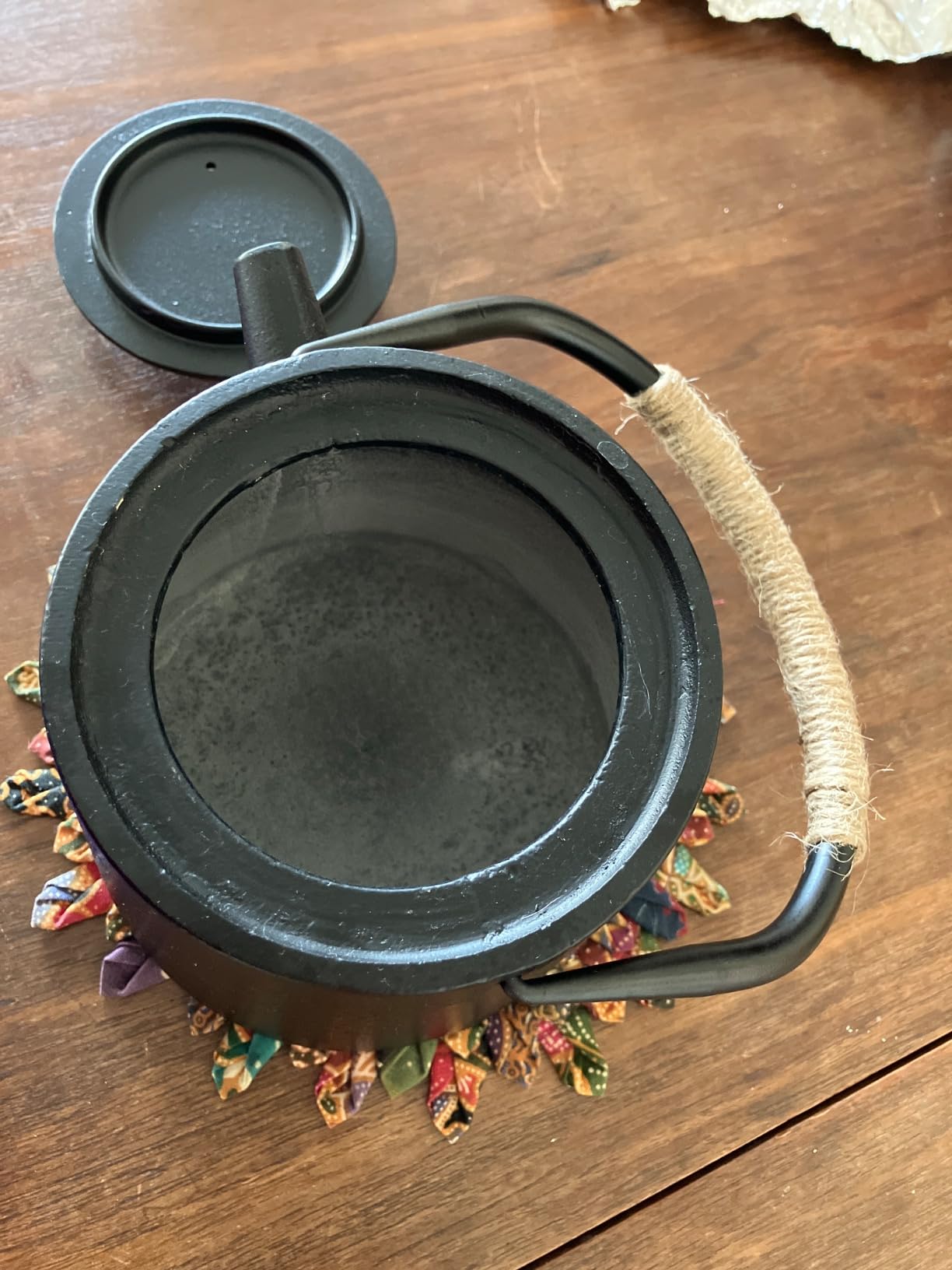 Amazon | 鉄瓶 鉄びん 直火可 ih対応 やかん 大容量 1200mL 鉄器 鋳物鉄分補給 鉄急須 鉄製ティーポット 鉄製 やかん 茶道道具 アウトドア 健康維持 湯沸かし お茶を ...