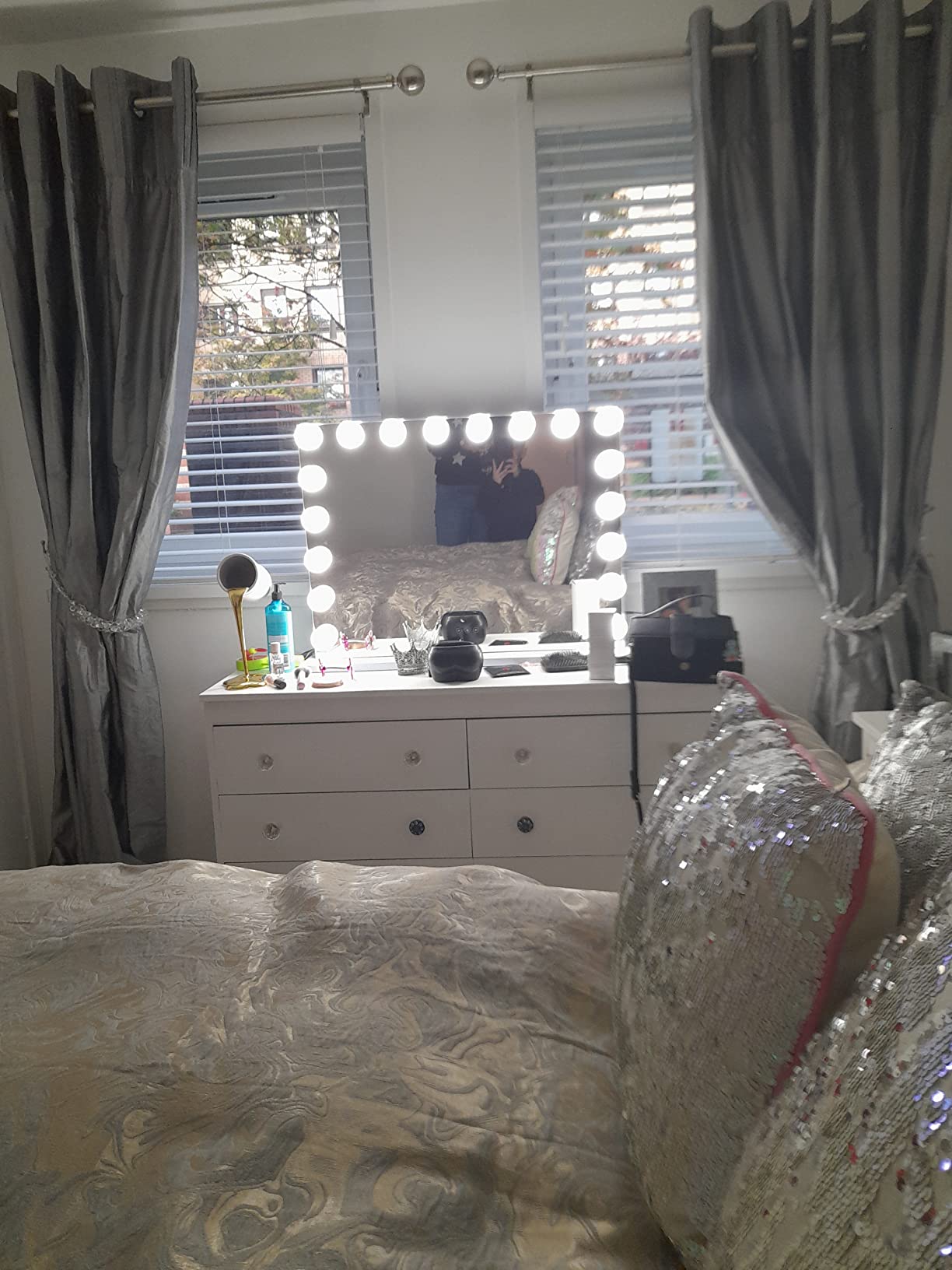 Glamour Mirrors™ Marilyn LED Hollywood Mirror | Day to Night Colour ...