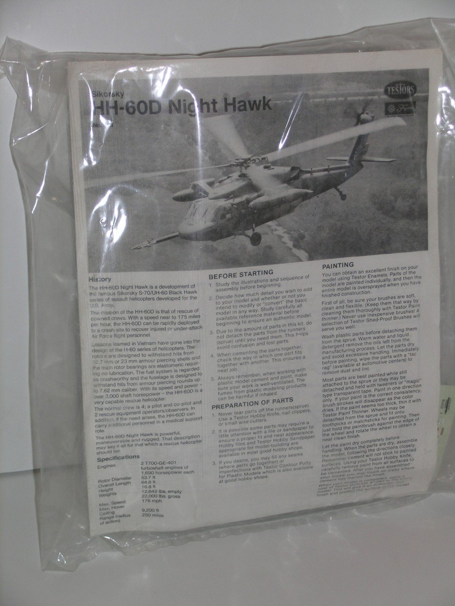 Amazon.com: Sikorsky HH-60D Night Hawk Helicopter-Plastic Model Kit ...