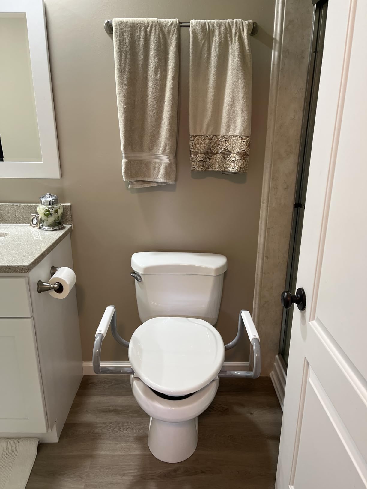 10 Best Handicap Toilets (March 2026) Top ADA Compliant Picks for Seniors