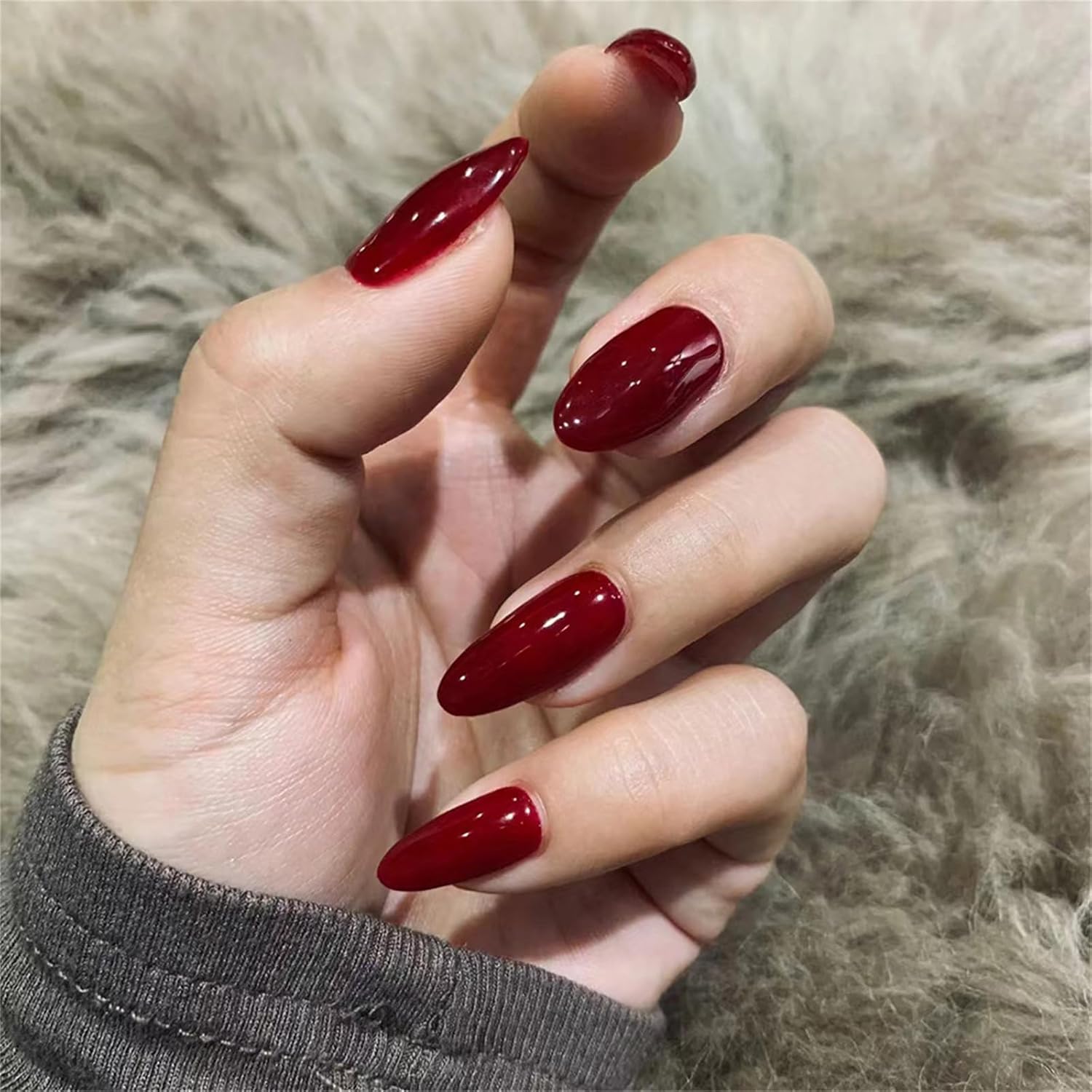 Festival Cherry Red Fake Nail Winter Almond Short Press on Nails Tips ...
