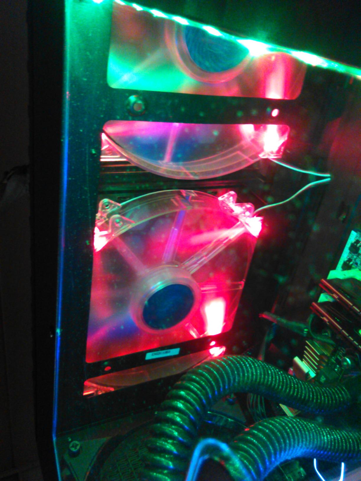 Cooler Master MegaFlow 200 rot Gehäuselüfter: Amazon.de: Computer & Zubehör