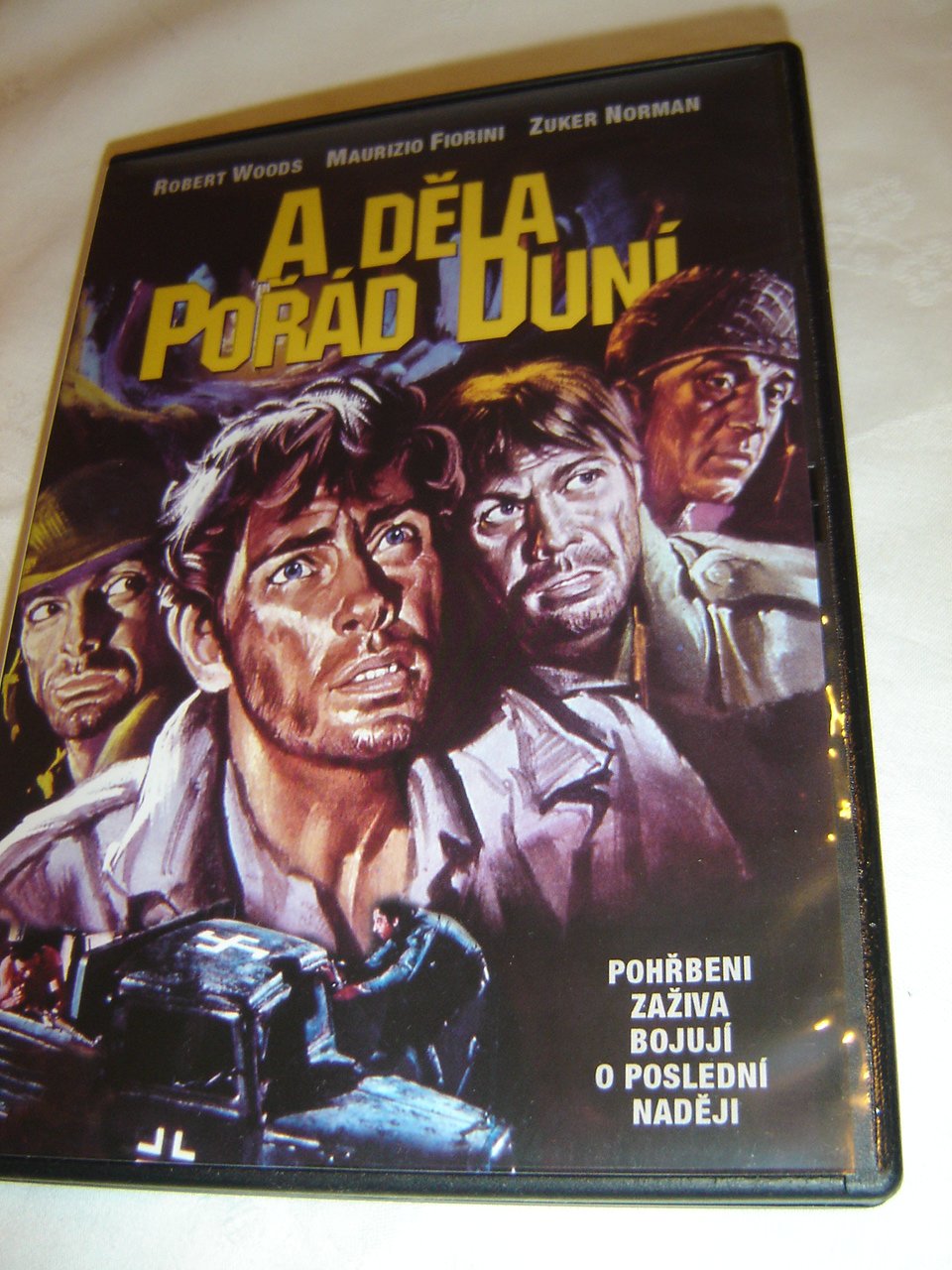 Amazon.com: And the Bombs Keep Falling (DVD) / E i cannoni tuonano ...