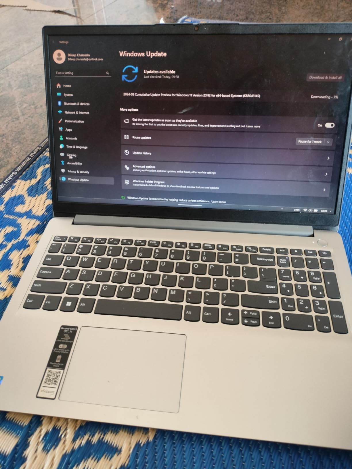 Lenovo IdeaPad 1 Intel Core Celeron N4020 15" HD Thin and Light Laptop ...