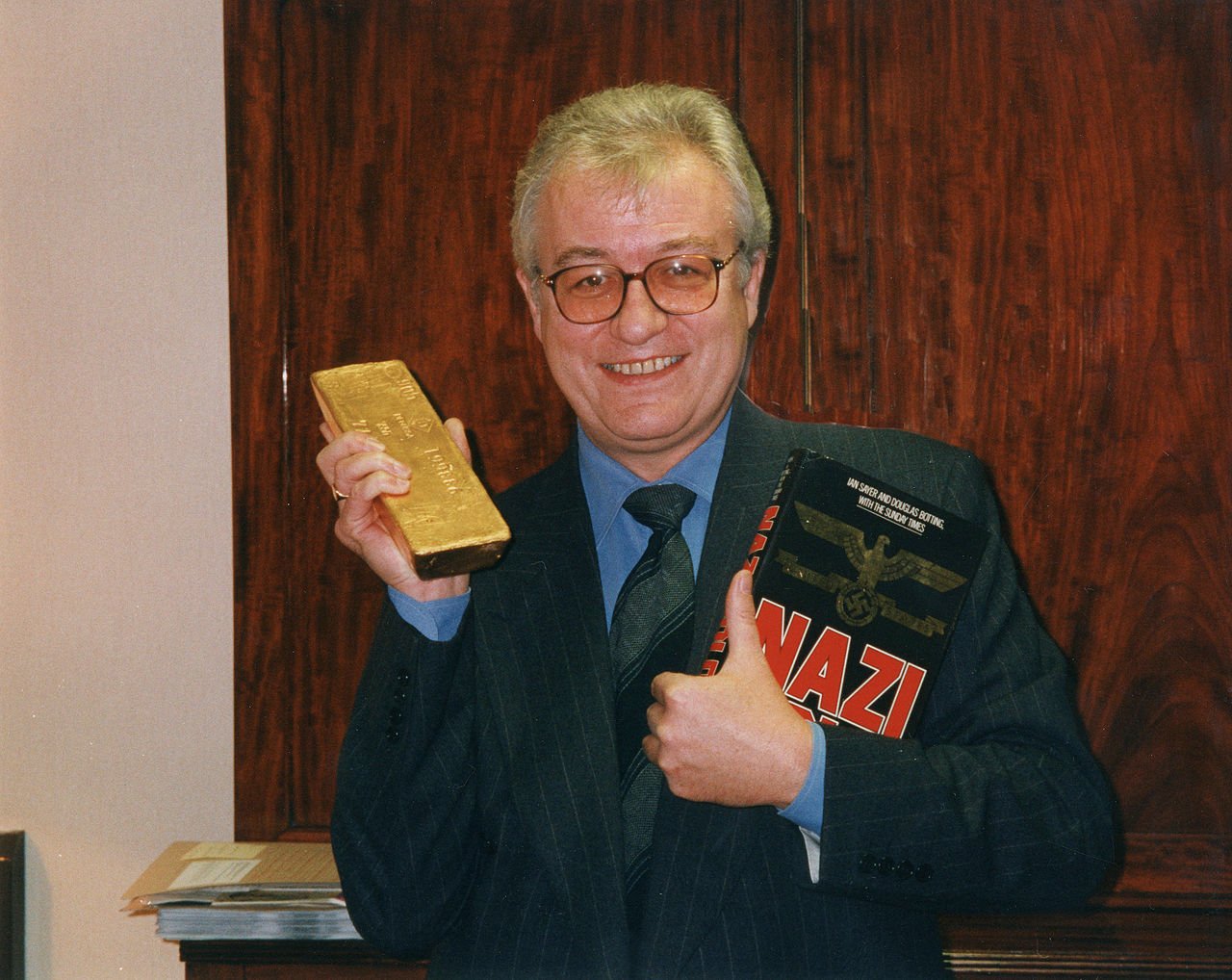 Nazi Gold: The Sensational Story of the World's Greatest Robbery - and ...