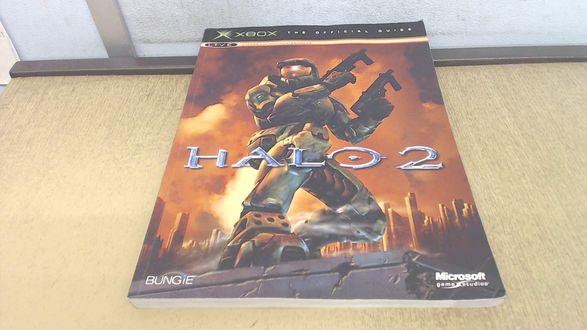 Halo 2 the Official Guide: Klaus-Dieter Hartwig: 9781903511688: Amazon ...