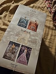 Amazon.com: The Selection 5-Book Box Set: The Complete Series ...