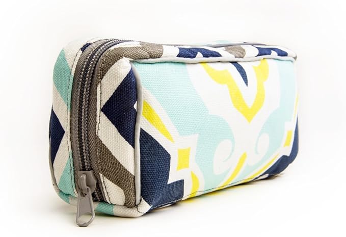Amazon.com: Stylish Essential Oil Travel Bag - Holds 10 5ml-15ml Vials ...