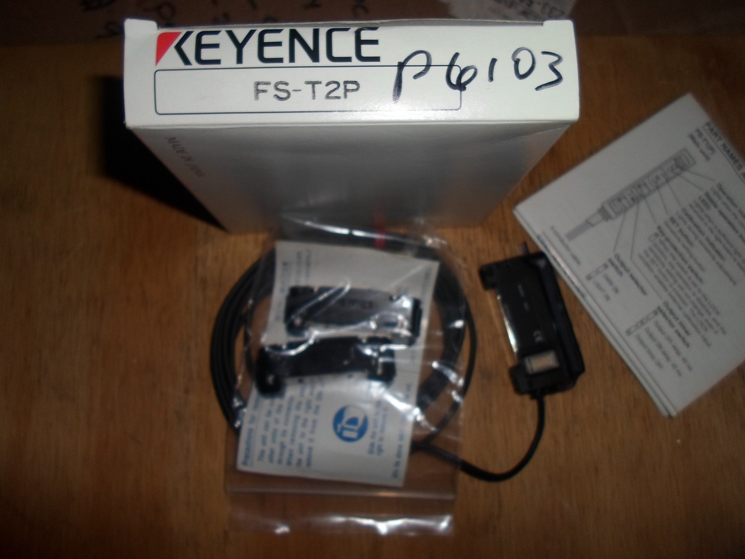 Keyence FS-T2P Manual-Calibration Fiberoptic Sensor Fiber Amplifier ...