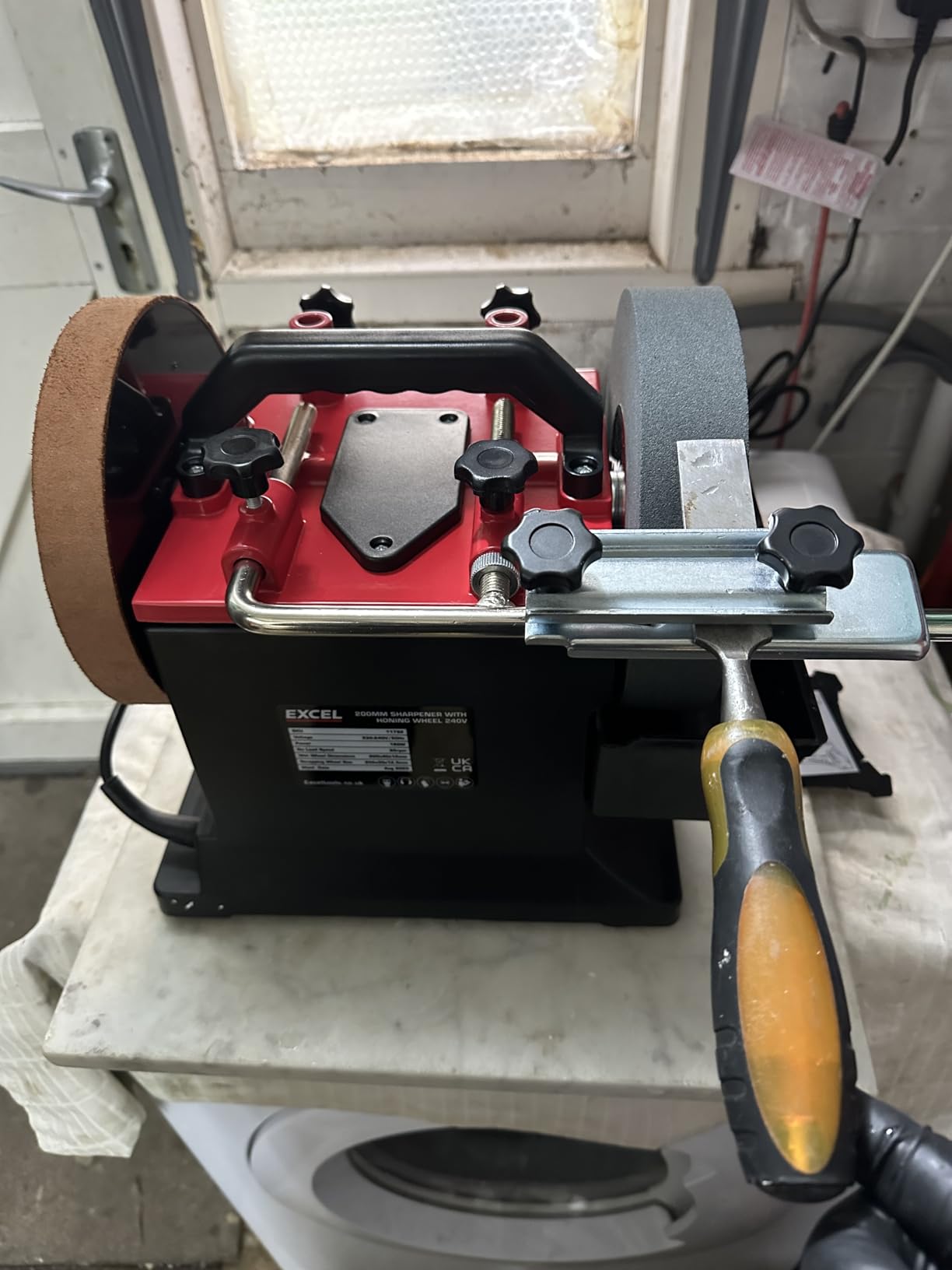 Excel 200mm Electric Wet Stone Grinder Sharpener 240V/180W with Honing ...