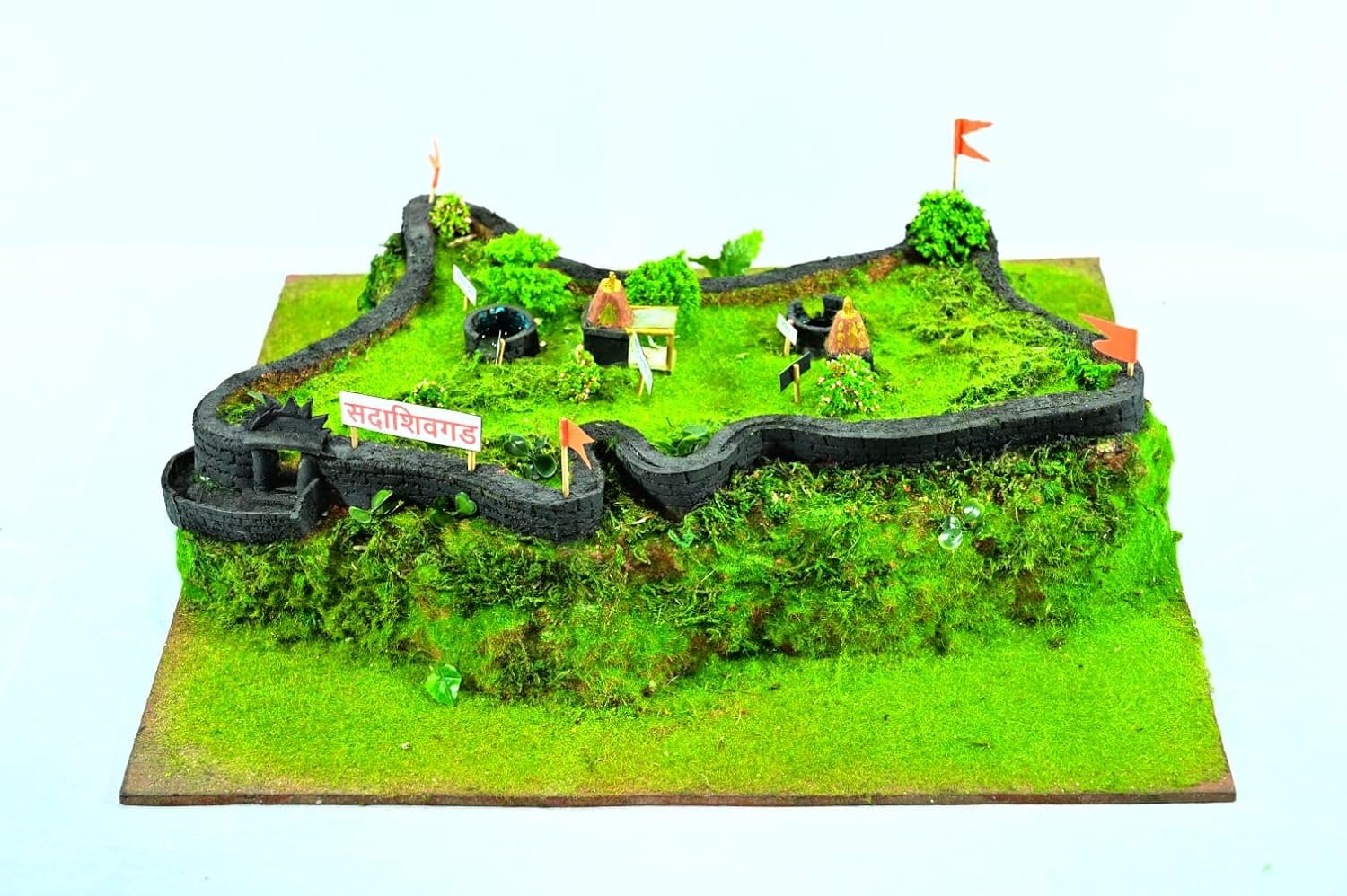 Chhatrapati Shivaji Maharaj Forts Statue - Sadashivgad Fort (Killa ...