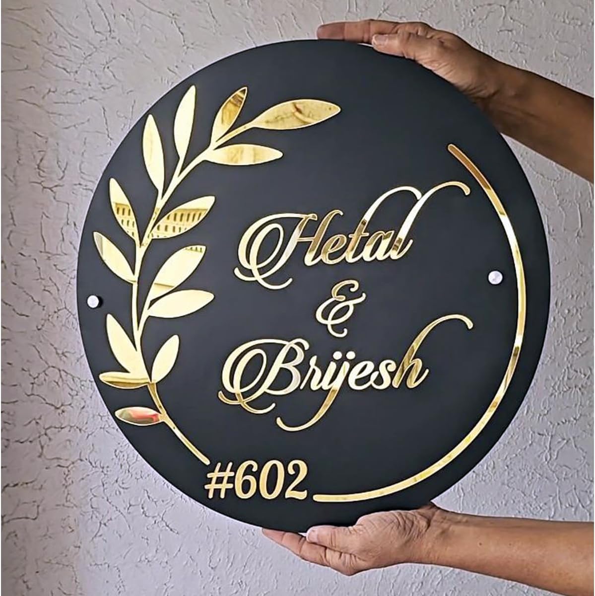 HOMEINDEED CERAMICS name plate for home entrance round shape Gold And ...