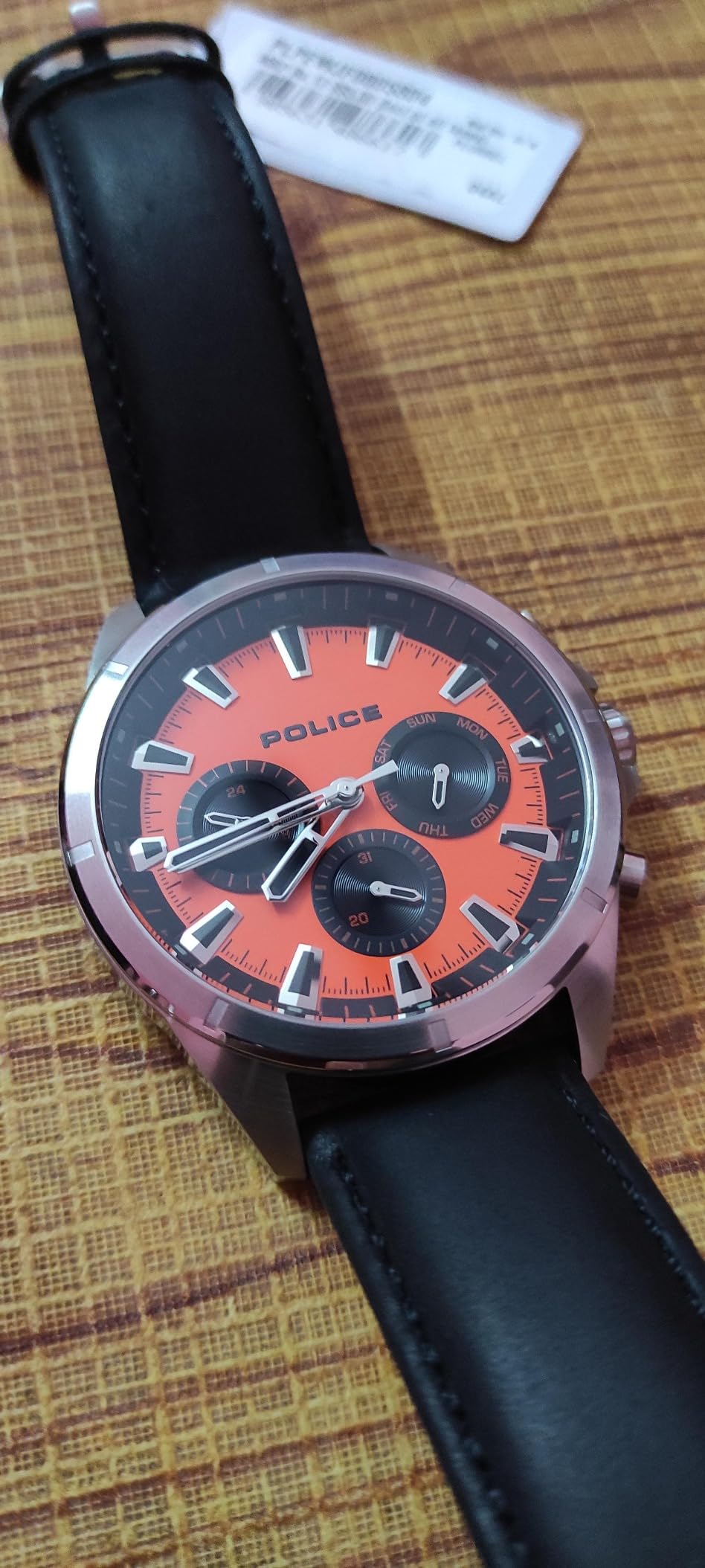 Police Analog Orange Dial Men's Watch-PLPEWJF0005804 : Amazon.in: Watches