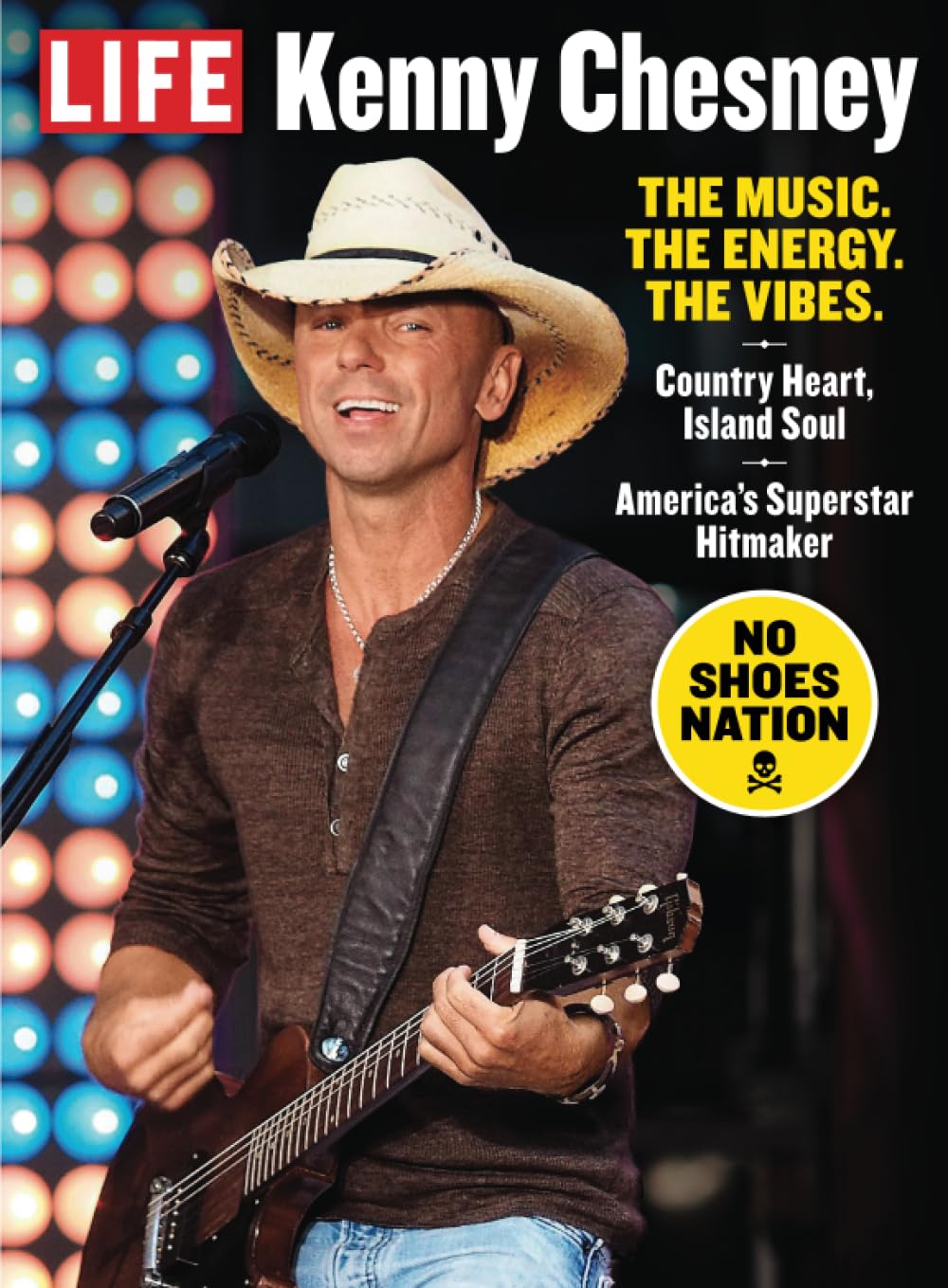 LIFE Kenny Chesney: The Editors of LIFE: 9781547863280: Books - Amazon.ca