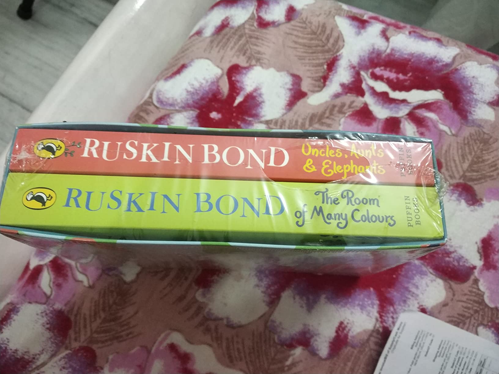 Box Of Stories, A: A Collector's Edition : Ruskin Bond: Amazon.in: Books