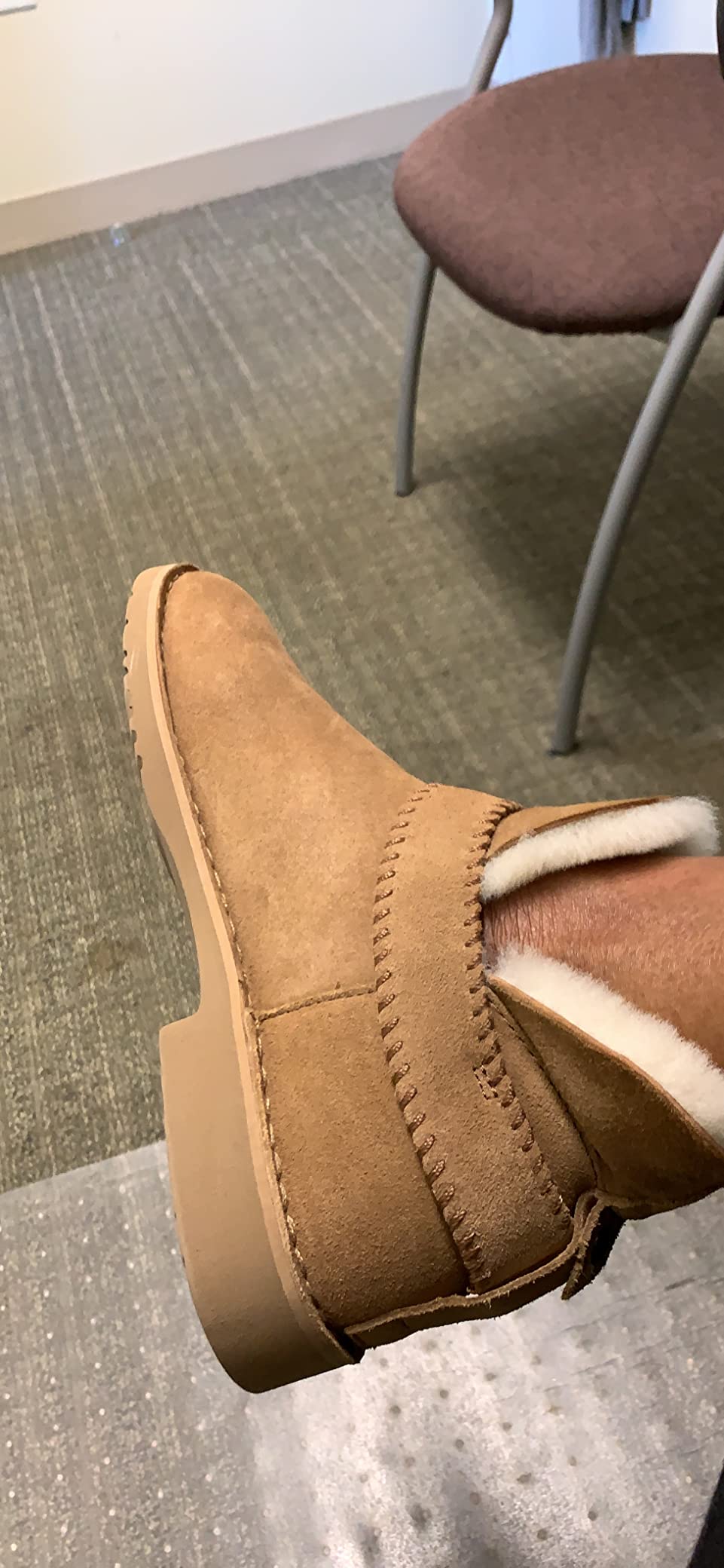 Amazon.com | UGG Women's Mckay Winter Boot | Slippers