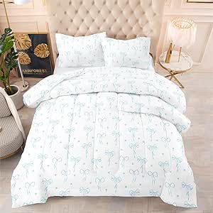 Amazon.com: Bildenly Twin Comforter Set Bow Light Blue Bow Quilt ...