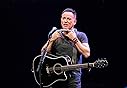 Bruce Springsteen: The Stories Behind the Songs: Hiatt, Brian ...