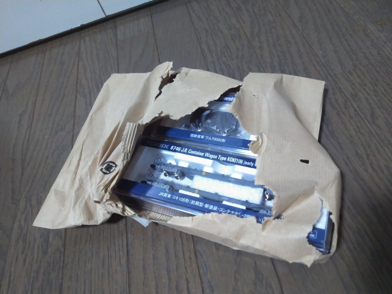 Amazon | トミーテック(TOMYTEC)TOMIX Nゲージ JR コキ106形 前期型 新塗装 コンテナなし 2両セット 8746 ...