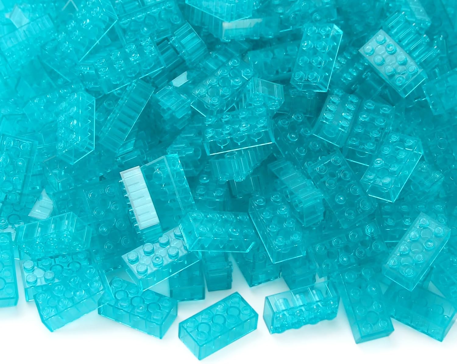 Amazon.com: Feleph 100pcs 2x4 Bricks Trans-Light Blue Pieces Parts ...