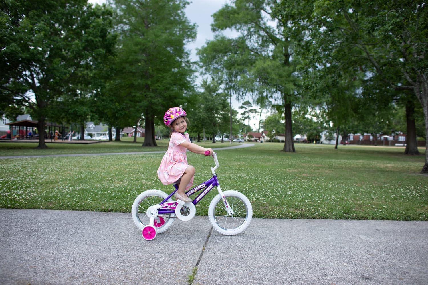 Snapklik.com : Magna Star Burst 16" Childrens Bike