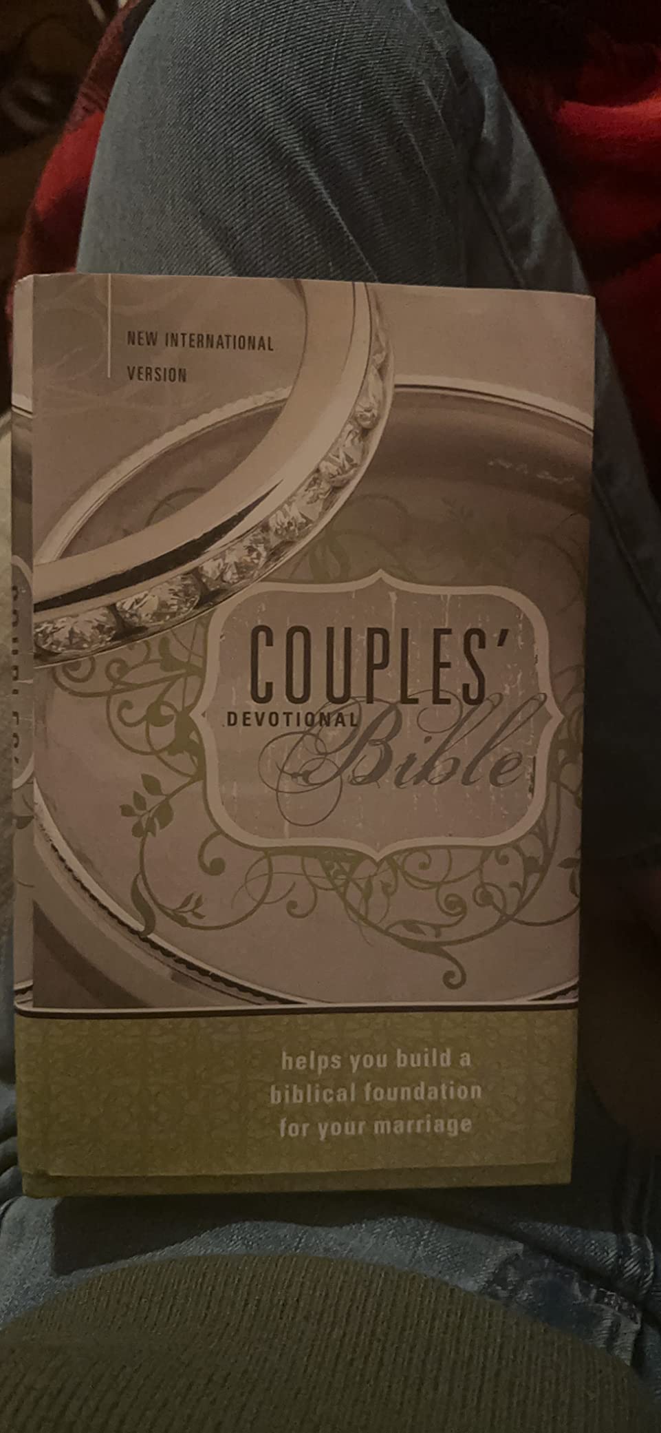 NIV, Couples' Devotional Bible, Hardcover: Zondervan: 9780310438151 ...