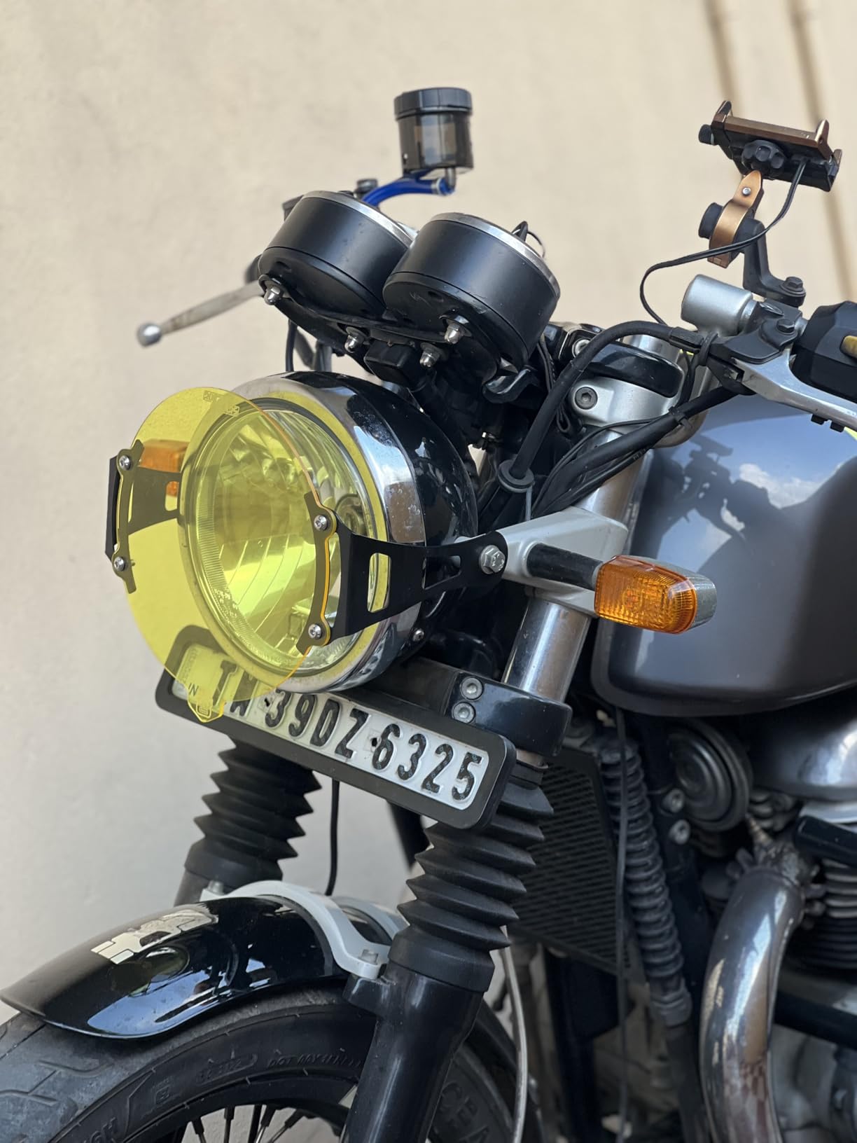 ROGUE GEARS LED Headlight Guard For Royal Enfield Interceptor 650 ...