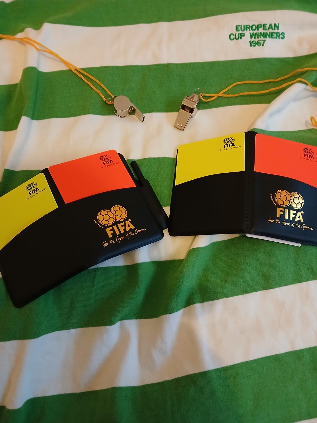 mwellewm 2PCS Referee Cards Set, Football Referee Red and Yellow Cards ...