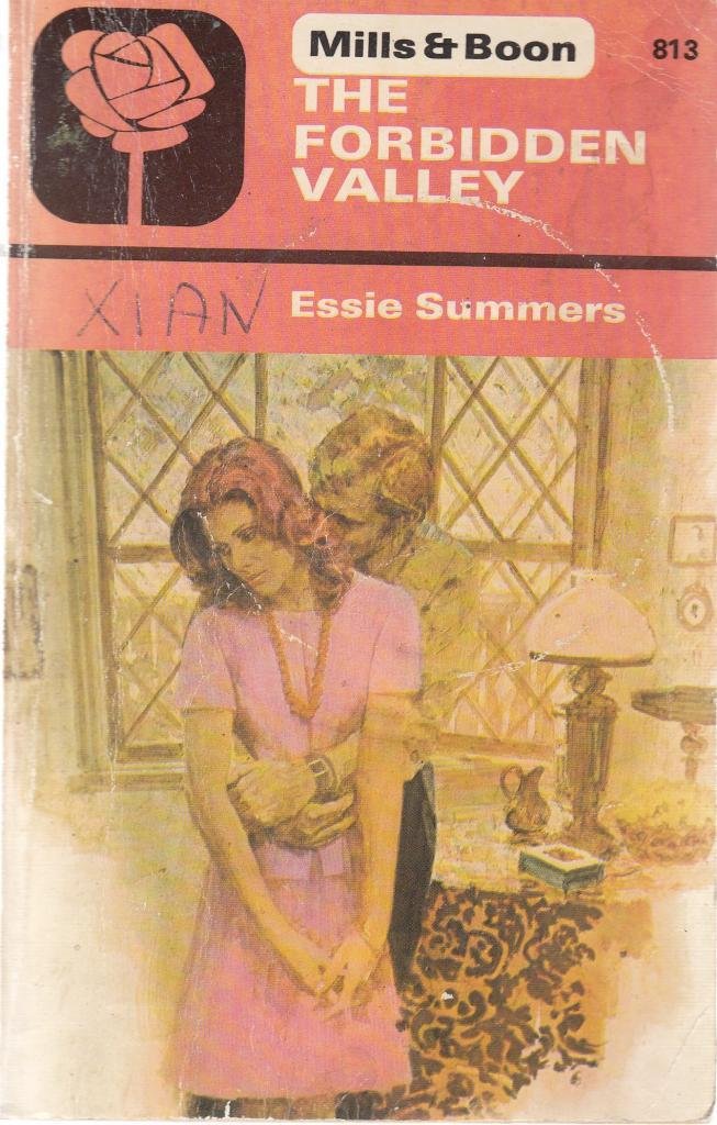 The Forbidden Valley: Amazon.co.uk: Essie Summers: 9780263715248: Books