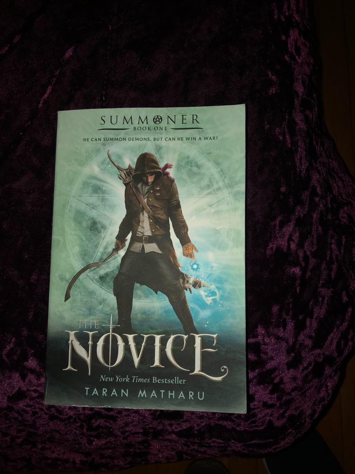 Amazon.com: The Novice: Book 1 (Summoner) eBook : Matharu, Taran: Books