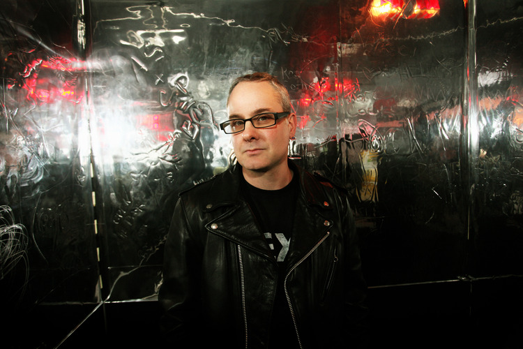 United States of Americana: Backyard Chickens, Burlesque Beauties, and ...