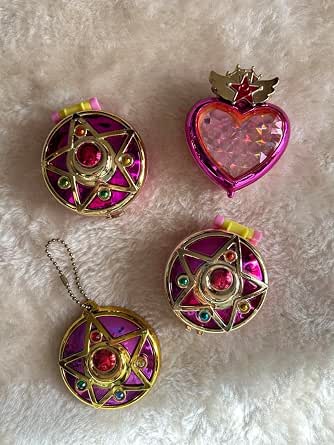 Amazon.co.jp: Sailor Moon Toy Makeover Compact : Toys & Games