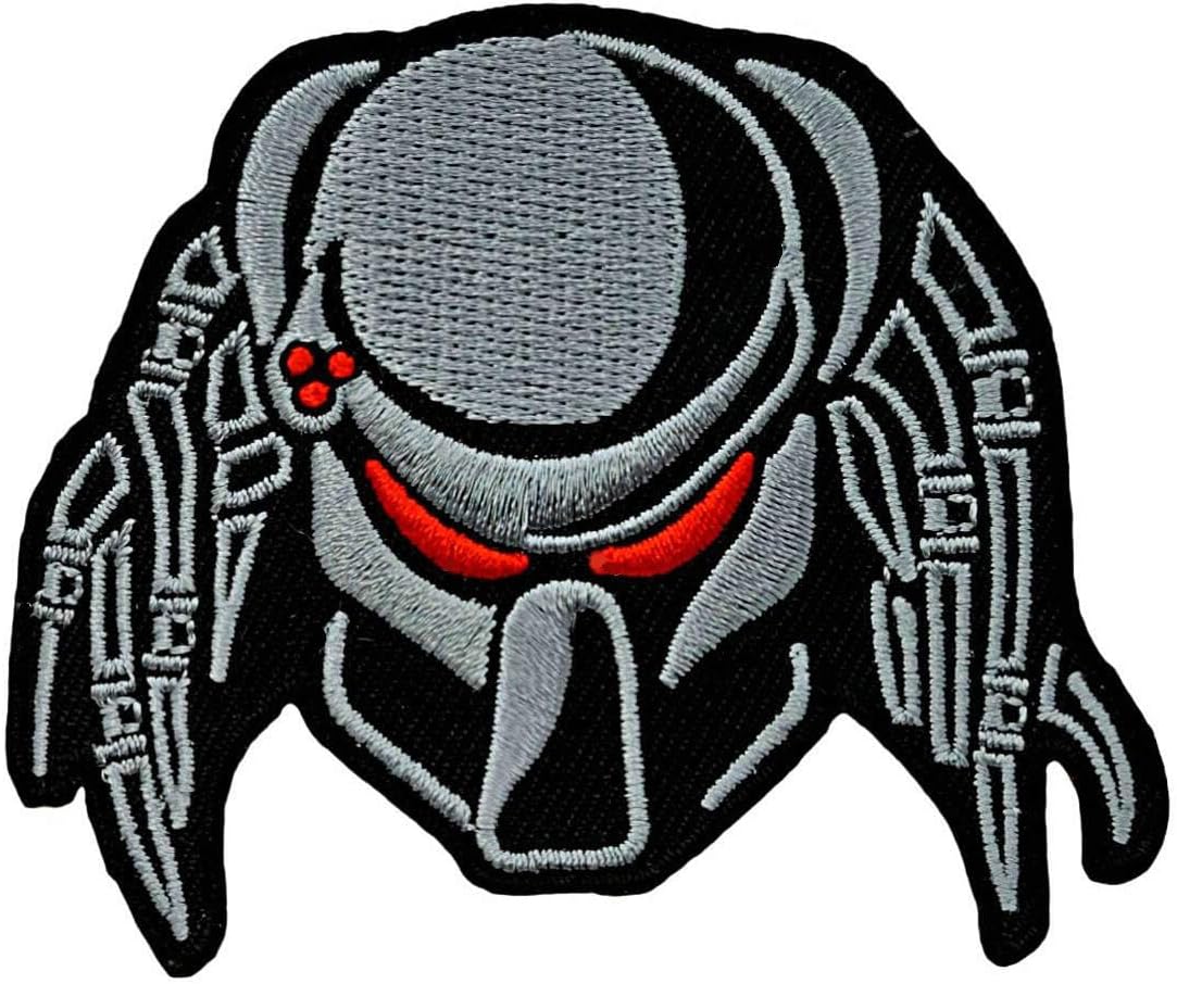 Amazon.com: Predator Alien Movie Embroidered Patch - 3 X 2.5 Inch Iron ...