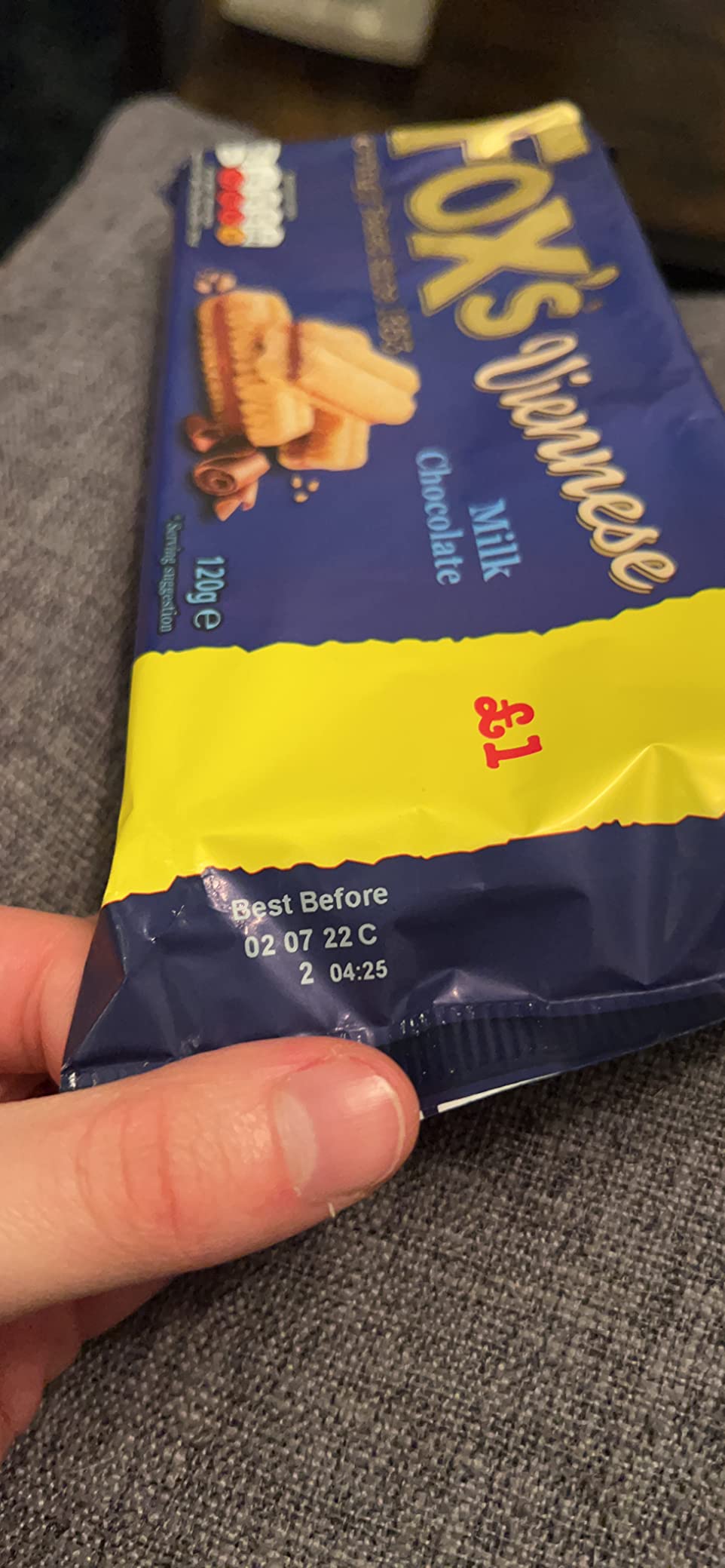 Fox's Viennese Milk Chocolate 120g (Pack of 12 x 120g) : Amazon.co.uk ...