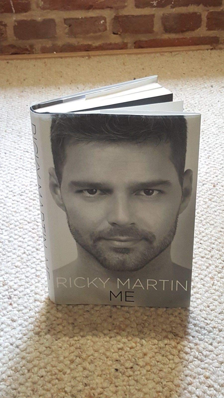 Me: Martin, Ricky: 9780451234155: Amazon.com: Books