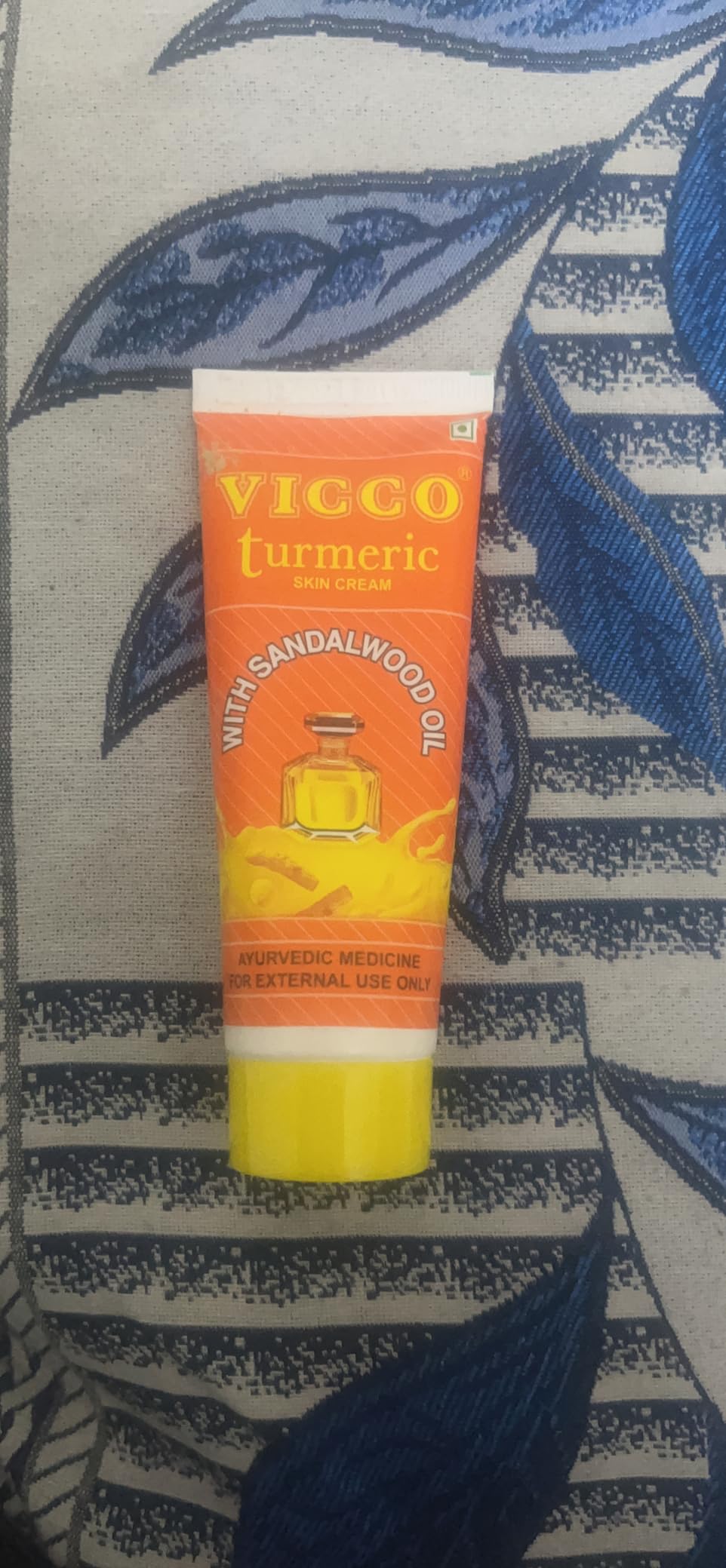Vicco Turmeric Ayurvedic Skin Cream, With Sandalwood Oil, (15gm*3qty ...