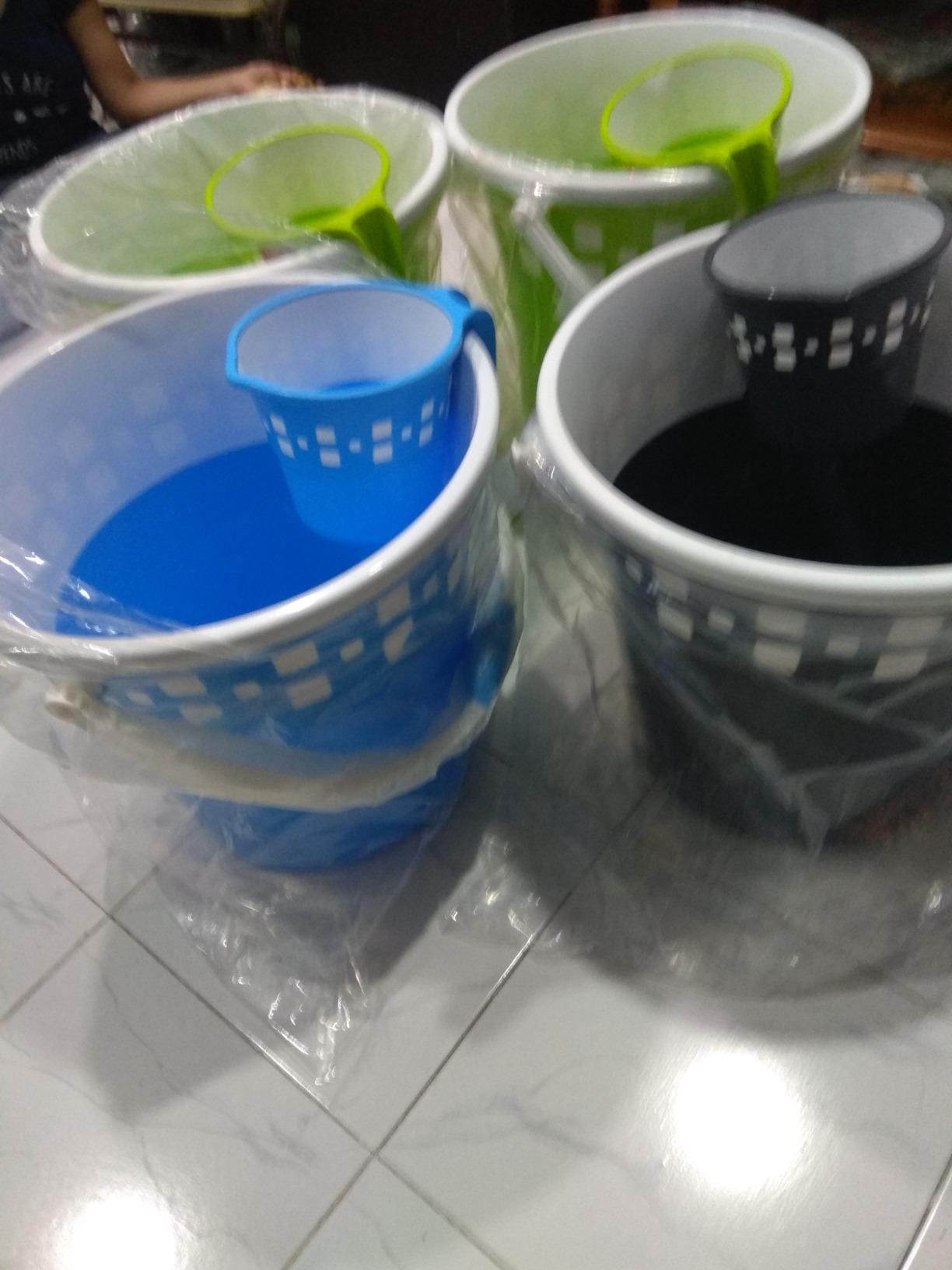 Milton Unbreakable Plastic Bucket with Mug 25 Litre Pack of 4 (Black ...