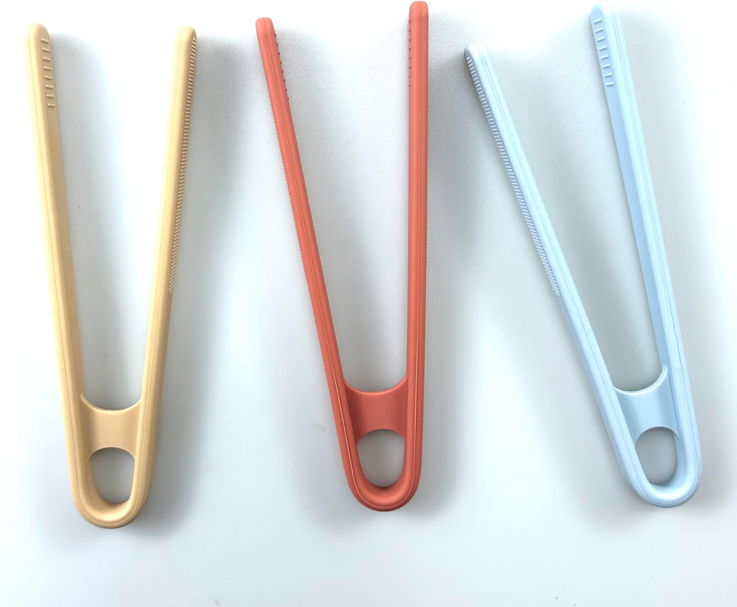 Amazon.com: CHENGU 8 Pieces Multi Colored Set of Tongs Mini Plastic ...