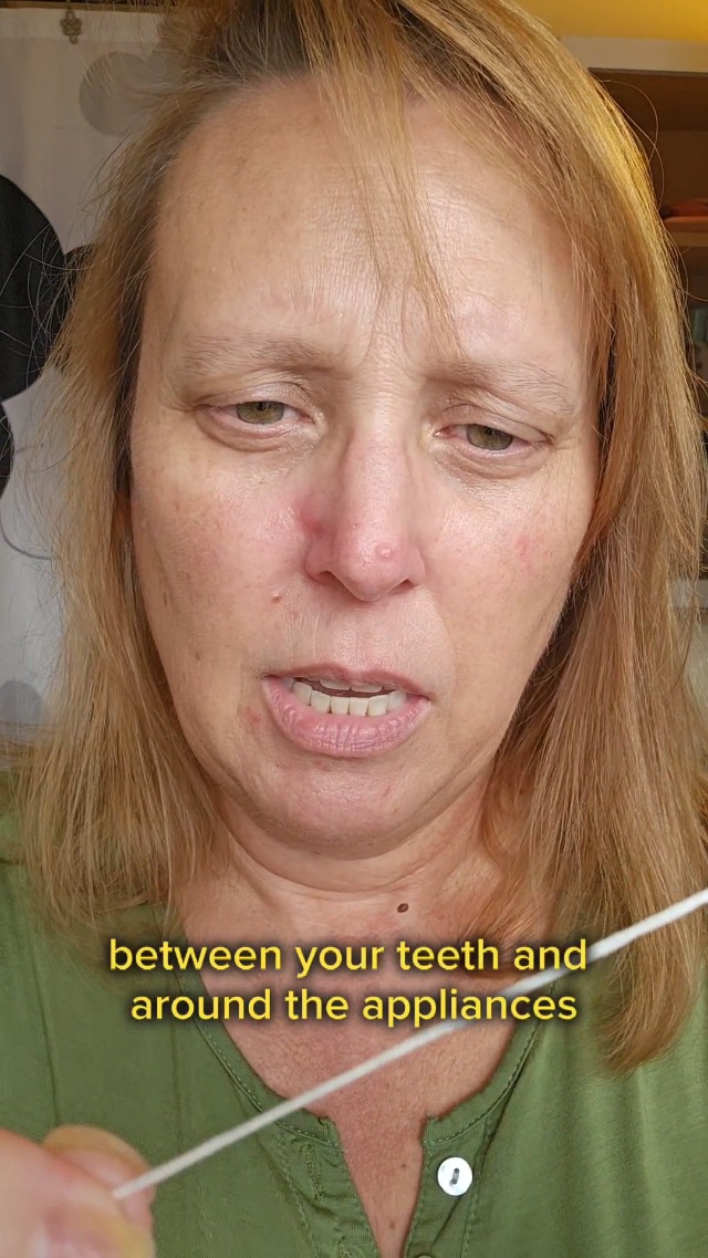 Watch Review of Oral-B Super Floss Dental Floss on Amazon Live