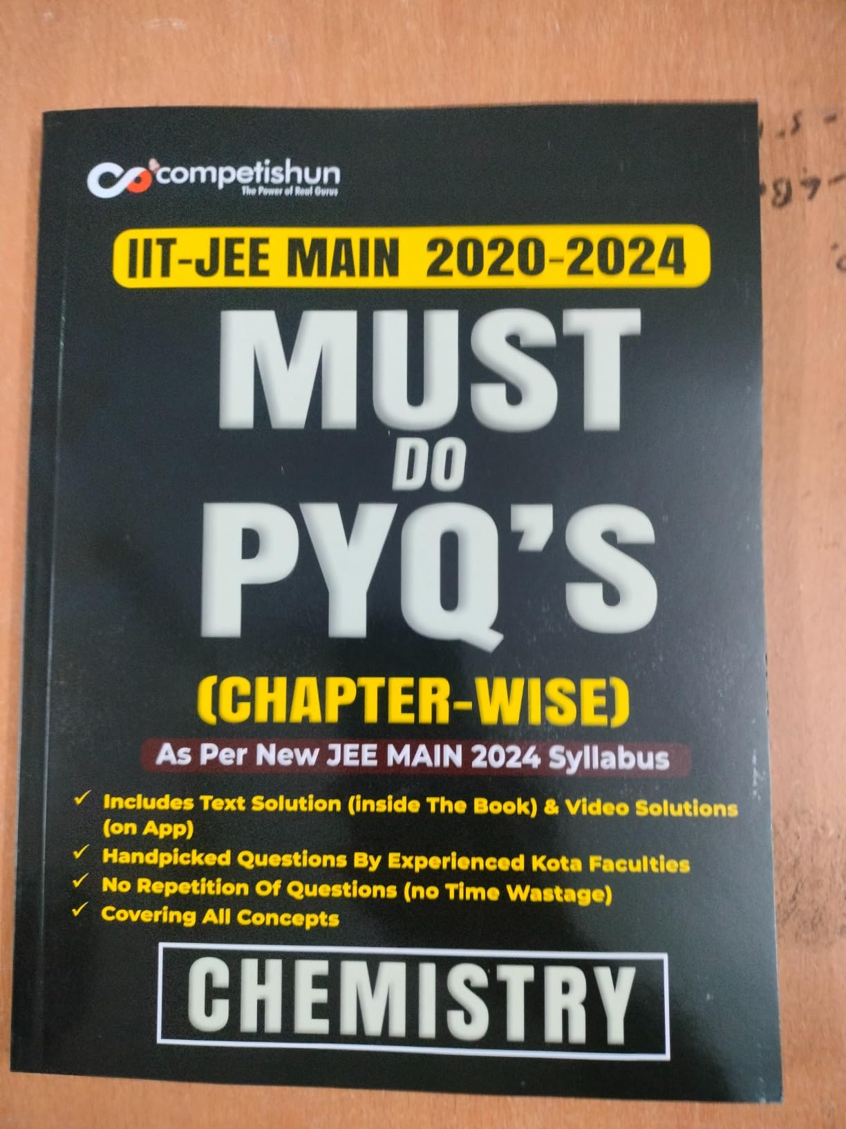 Buy Competishun Master Chemistry with JEE Main PYQs (2018-2023 ...