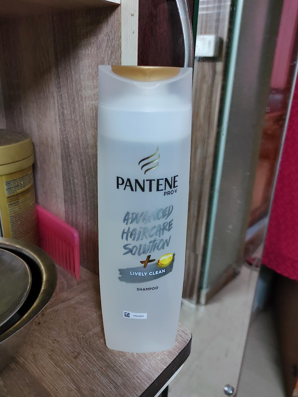 Buy Pantene Advanced Haircare Solution, Lively Clean Shampoo for Women ...